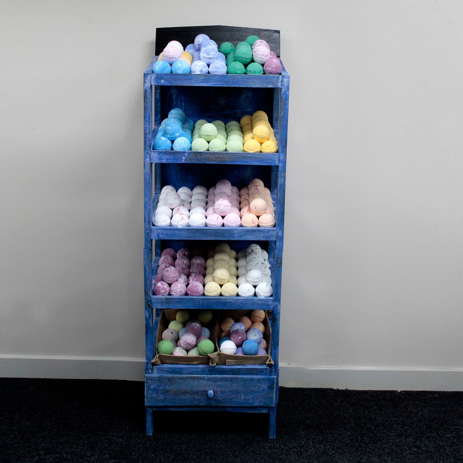 Bath Bomb 5 Shelf Display - Bluewash - AWGifts Europe - Wholesale ...